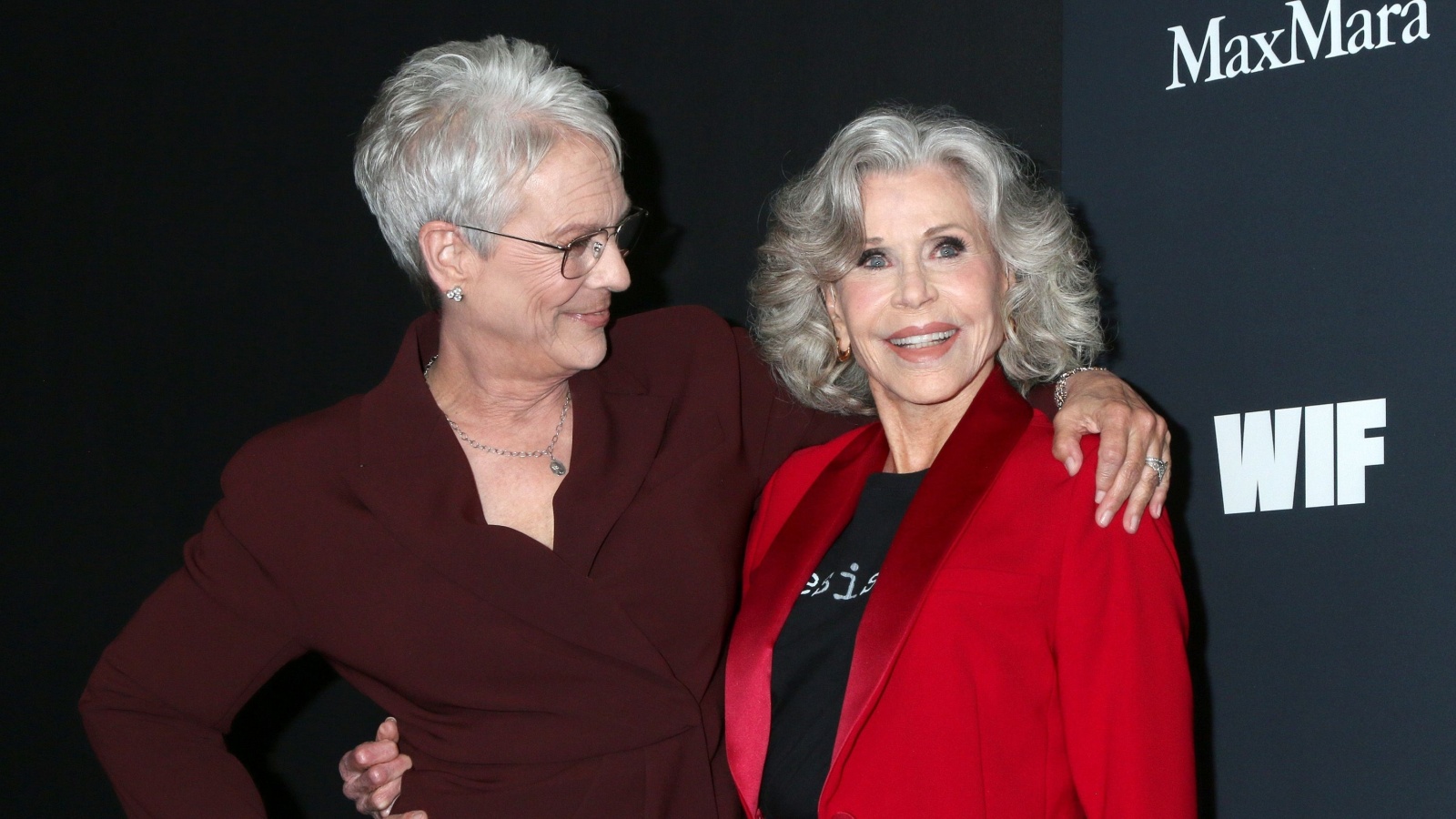 NashvilleGab - Jane Fonda stuns in fire-red power suit on glam night ...